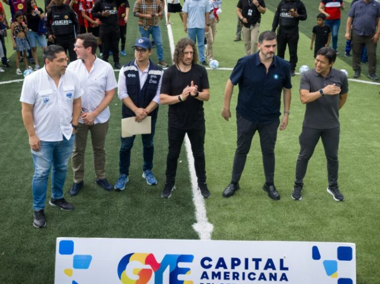 Carles Puyol visita moderno parque deportivo en el Guasmo Norte - La ...